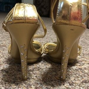 Delicacy | Shoes | 8 Womans Gold High Heels With Diamonds In Frontback ...